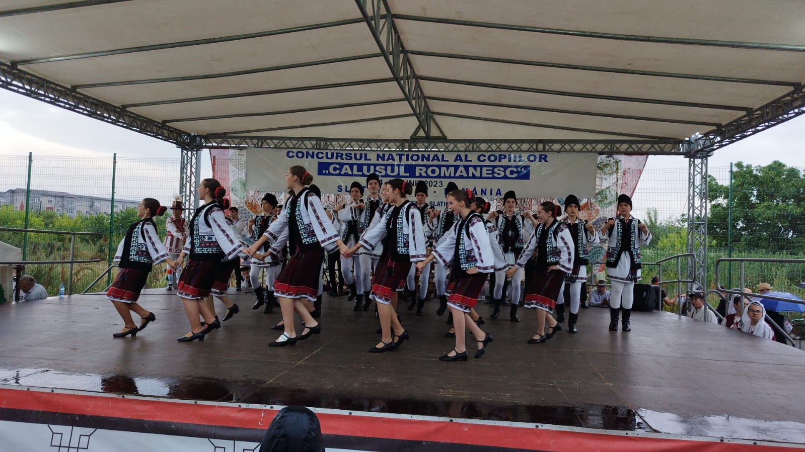 FOTO | Ansamblul Folcloric "Cătălina" din Iaşi a câştigat Concursul ...